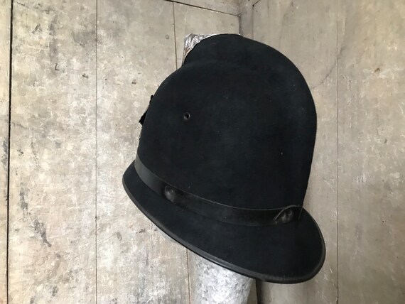 British custodian helmet with Queen Elizabeth emblem - Gem