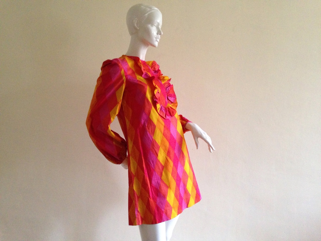 1960's Mini Dress by Susan Locke - Etsy