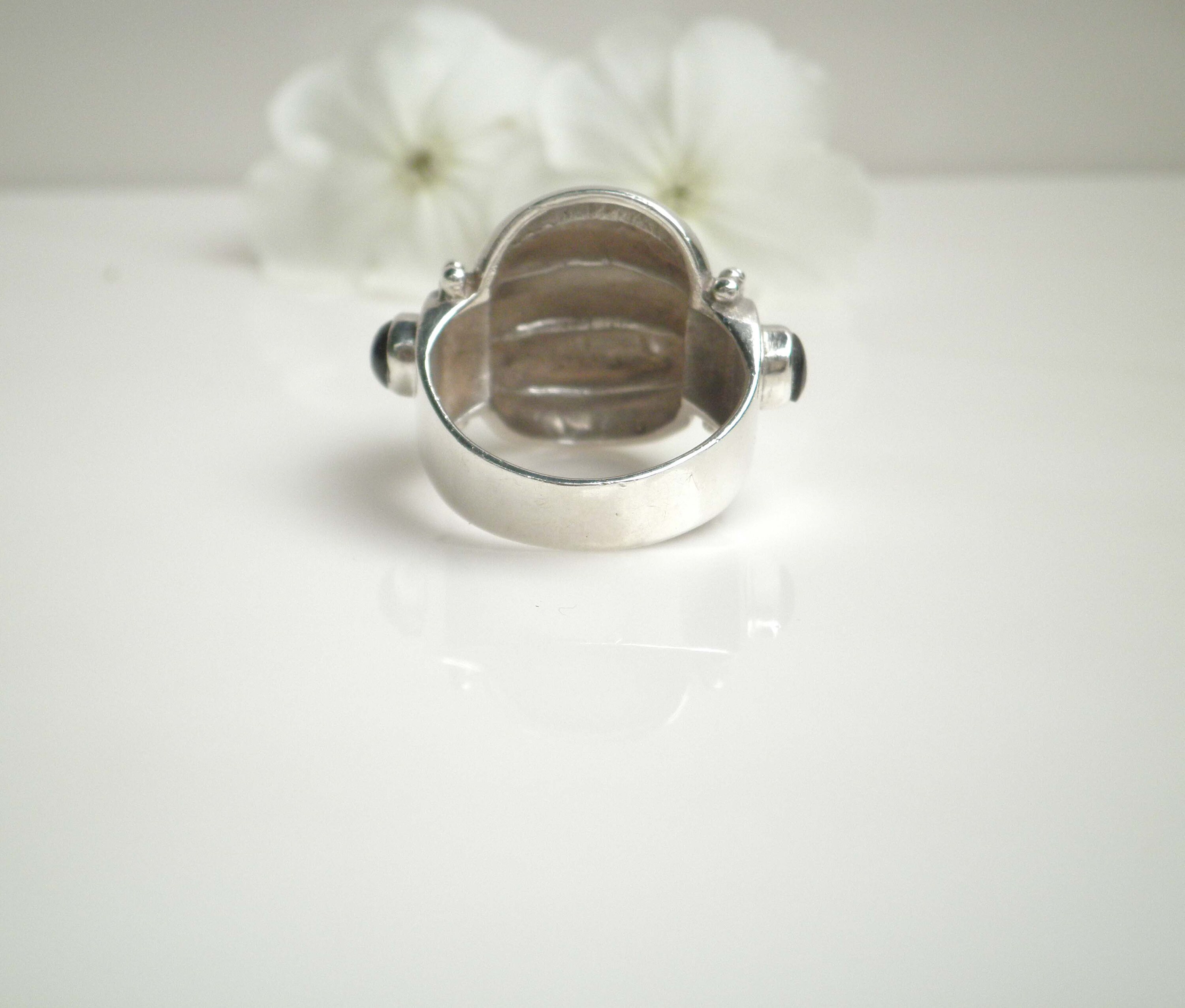 Vintage Signed DSE 925 Sterling Silver Scalloped Ribbed Dome Onyx Ring ...