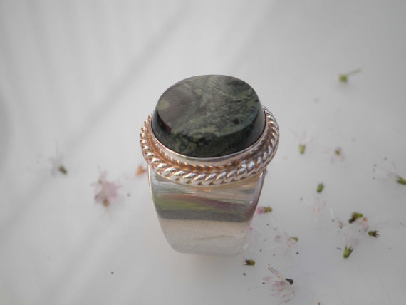 Modern Abstract Designer Jay King DTR Green Agate Ste… - Gem