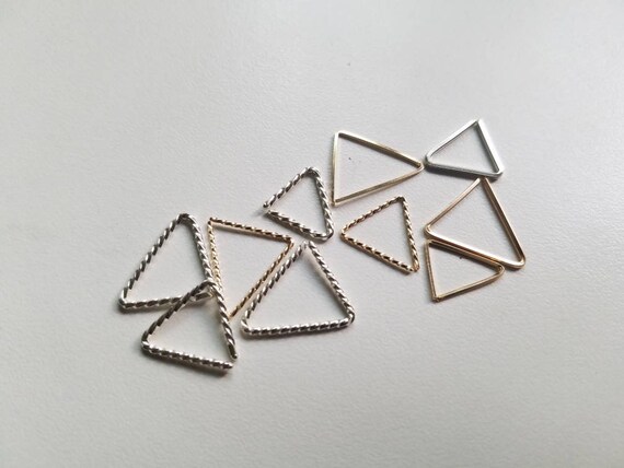 20 gauge Twisted Wire Triangular Shape Earring Cartilage | Etsy