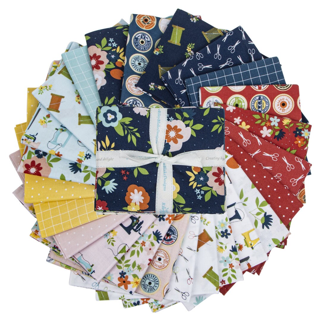 Sew Much Fun Fat Quarter Bundle / Floral Fabric Bundle / Riley Blake ...