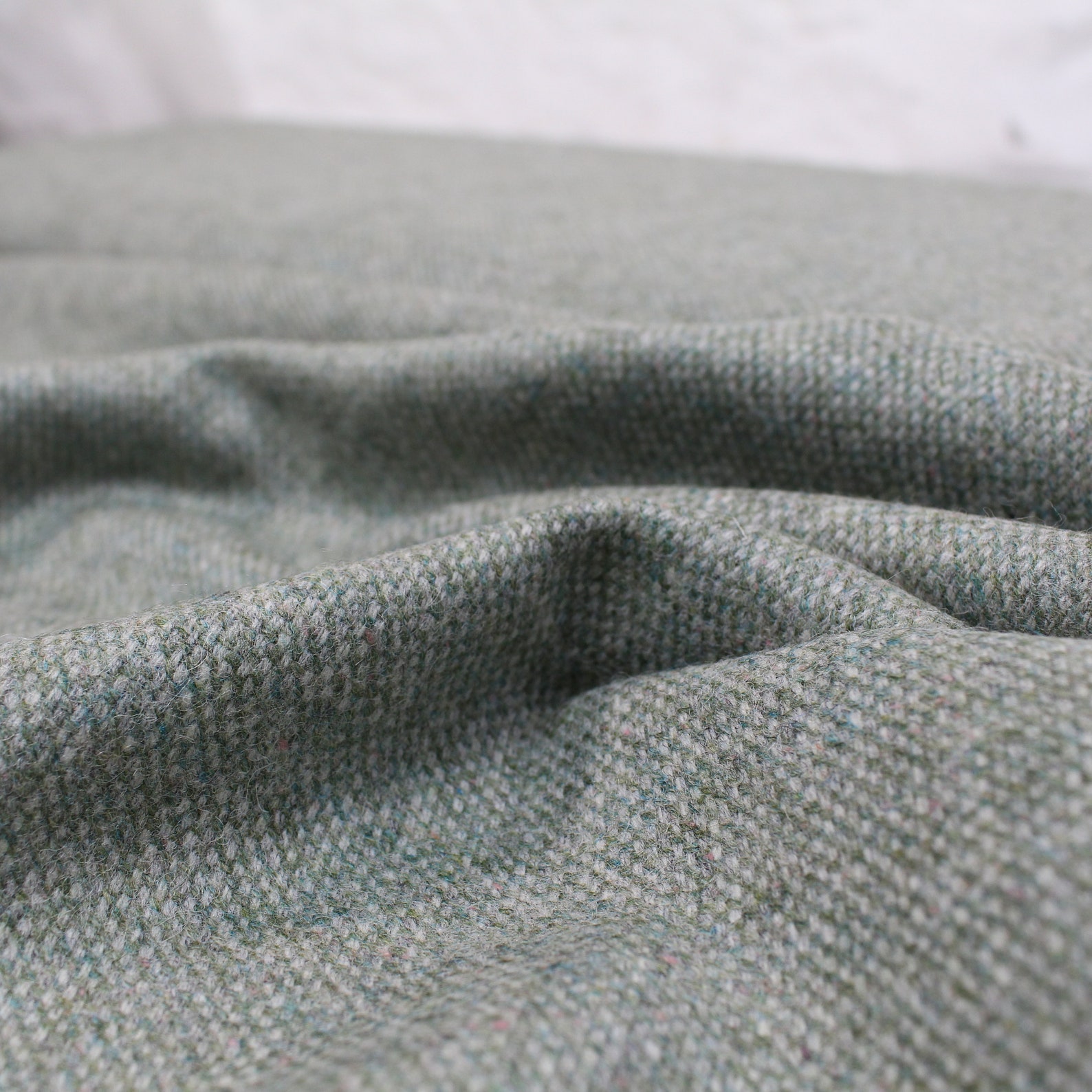 Light Green Mix Hopsack 100% Wool Tweed Fabric UK Made Cloth **sold by ...