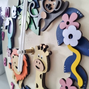 CLOCK Jungle / Safari Animals Clock. Monkey, Lion and Giraffe Bedroom ...