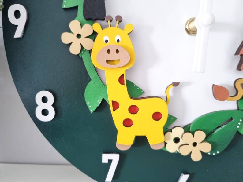 CLOCK Jungle / Safari Animals Clock. Monkey, Lion and Giraffe Bedroom ...