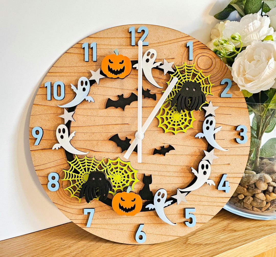 Halloween Clock. Wall Art, Tell the Time - Etsy