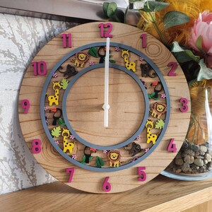 CLOCK Jungle / Safari Animals Clock. Monkey, Lion and Giraffe Bedroom ...
