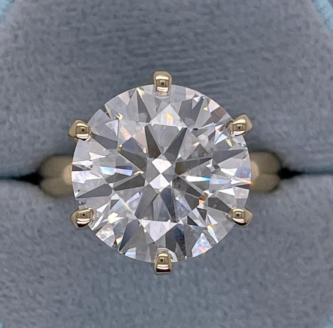 GIGANTIC SALE 10.39 Carat IGI Certified F Color VS1 Round Brilliant ...