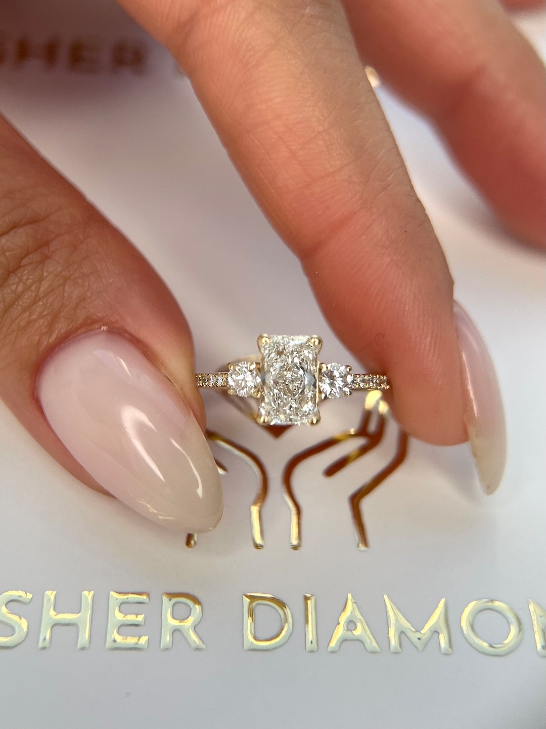 1.35 Carat F Color VVS2 Clarity IGI Certified Radiant Cut Lab Created ...