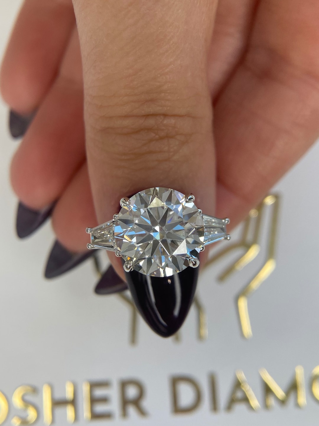 6.8 Carat E Color VS1 Clarity IGI Certified Round Ideal Cut Lab Grown ...