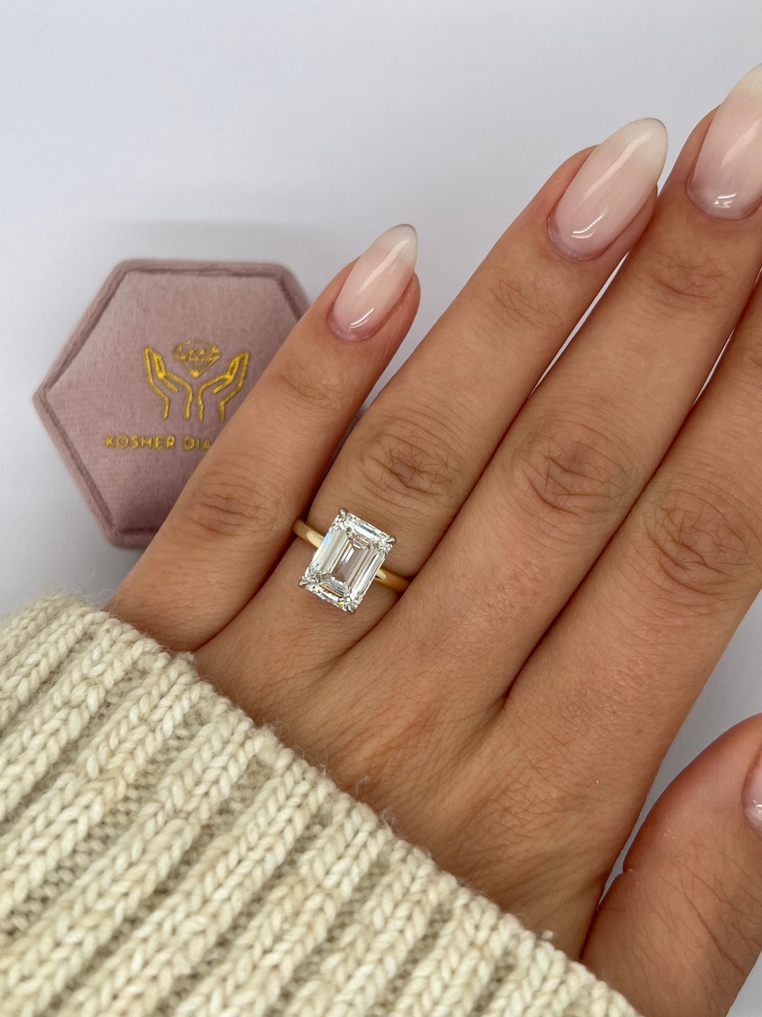 Unqiue Two Tone Gold Designer Solitaire 4 Carat IGI Certified E/VVS2 ...