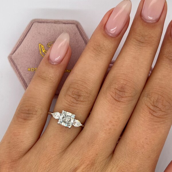 Pear Diamond and Square Diamond Ring - Etsy
