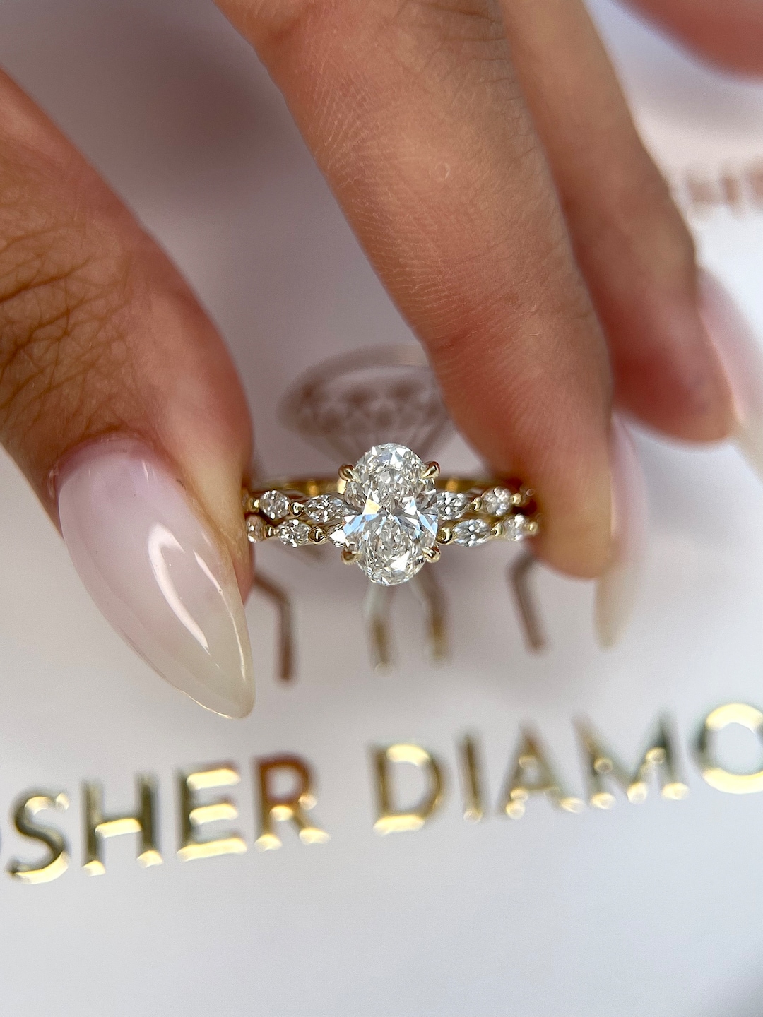 3 Carat F Color VVS2 Clarity Oval Cut Lab Created Diamond Hidden Halo ...