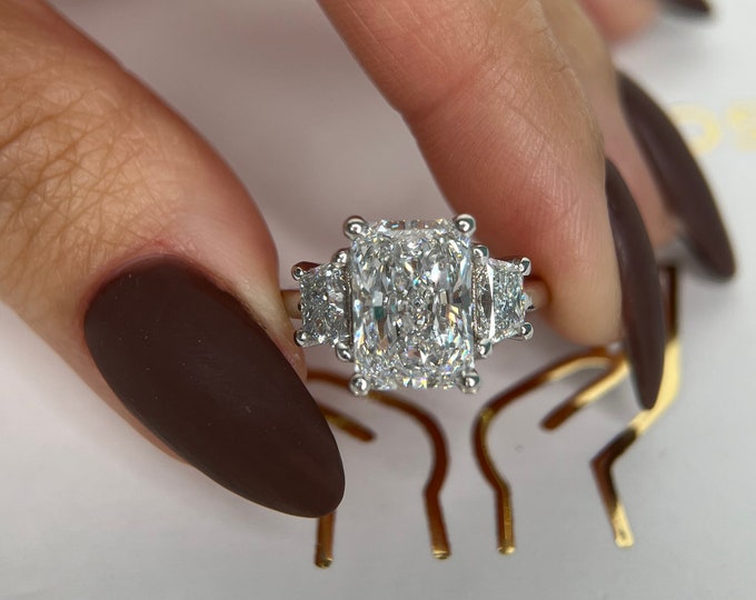 5 Carat E Color VVS2 Clarity Radiant Cut Three Stone Lab Grown Diamond ...