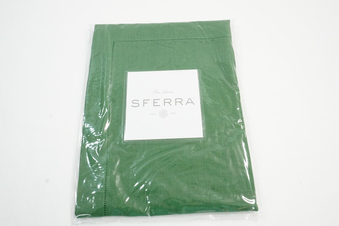 Sferra Emerald Table Runner, 15" X 90" Linen Table Runner, Green Linen ...