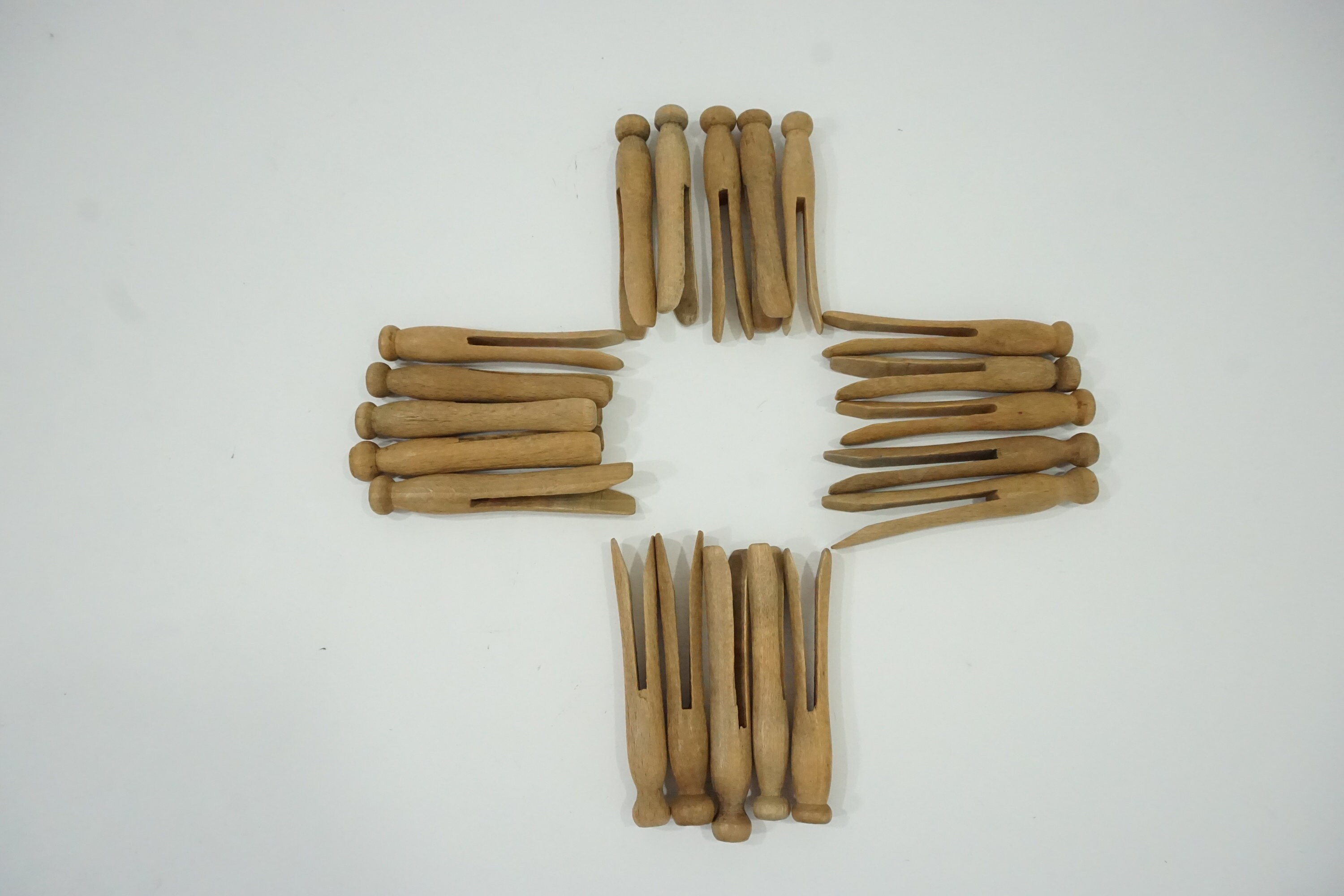 Wooden Clothes Pins 20 Natural Wood Clothes Pins Round | Etsy