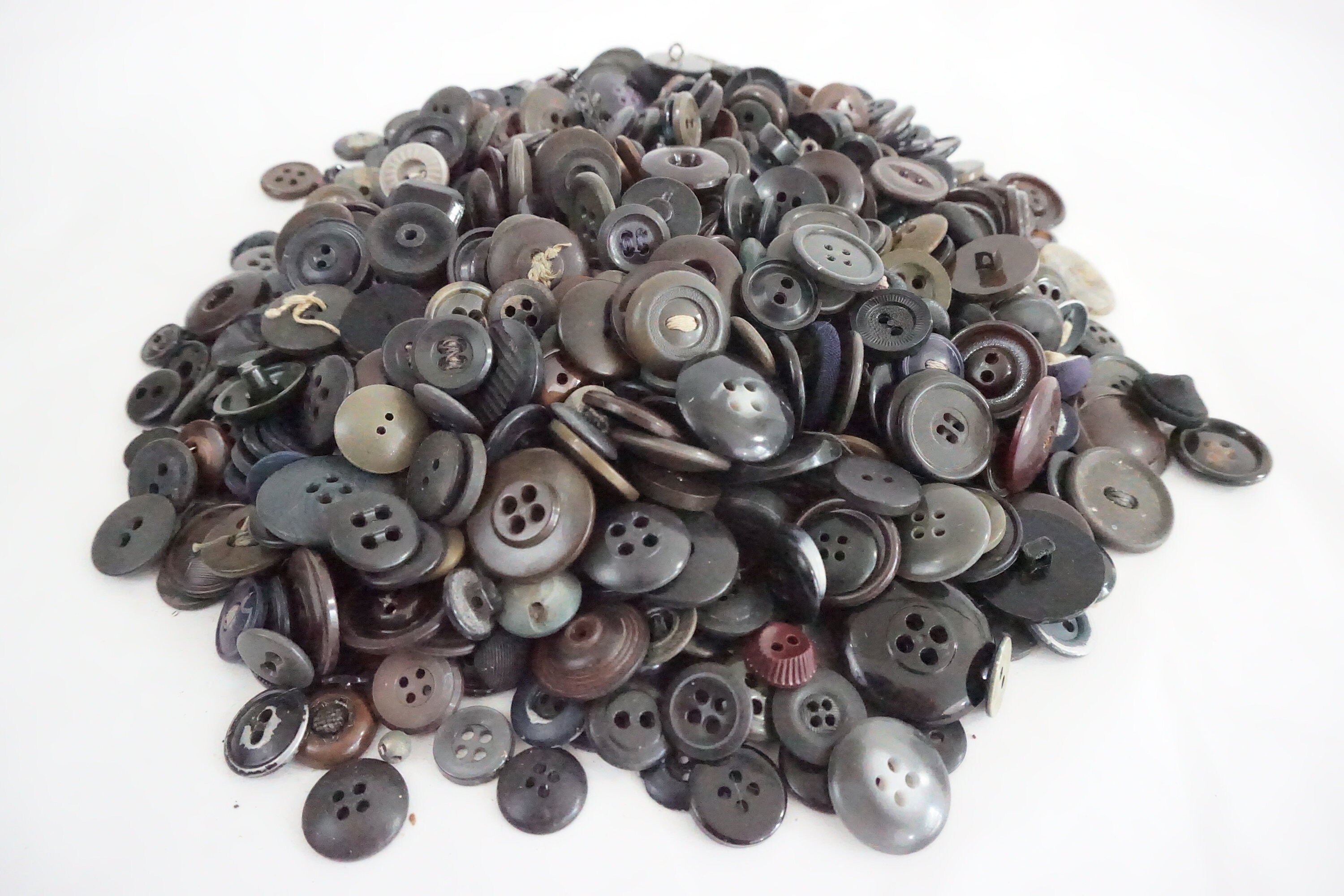 Vintage Buttons Collectible Buttons Clothing Buttons | Etsy