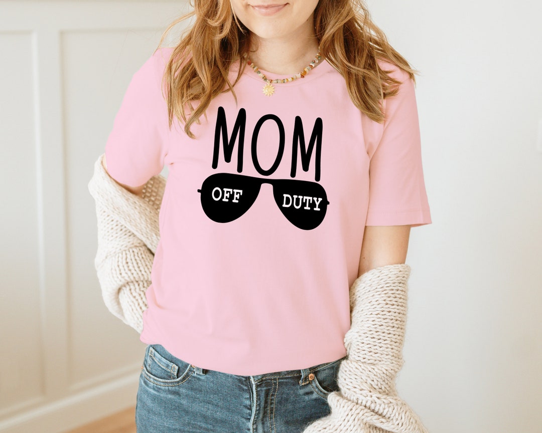 Mom Day off With Sunglasses Cool and Funny T-shirt Design for Women ...