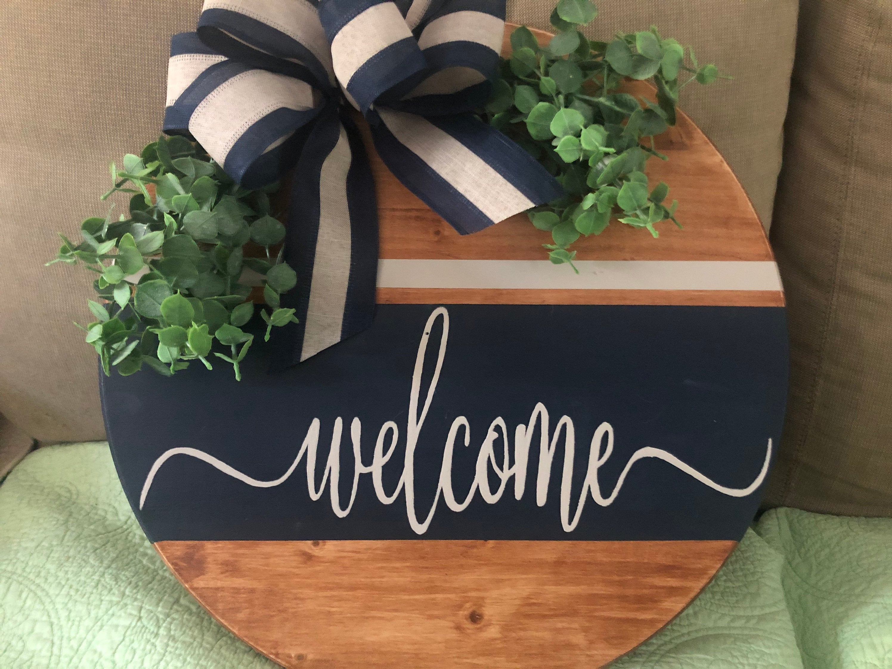 15 Round Wood Welcome Door Hanger - Etsy