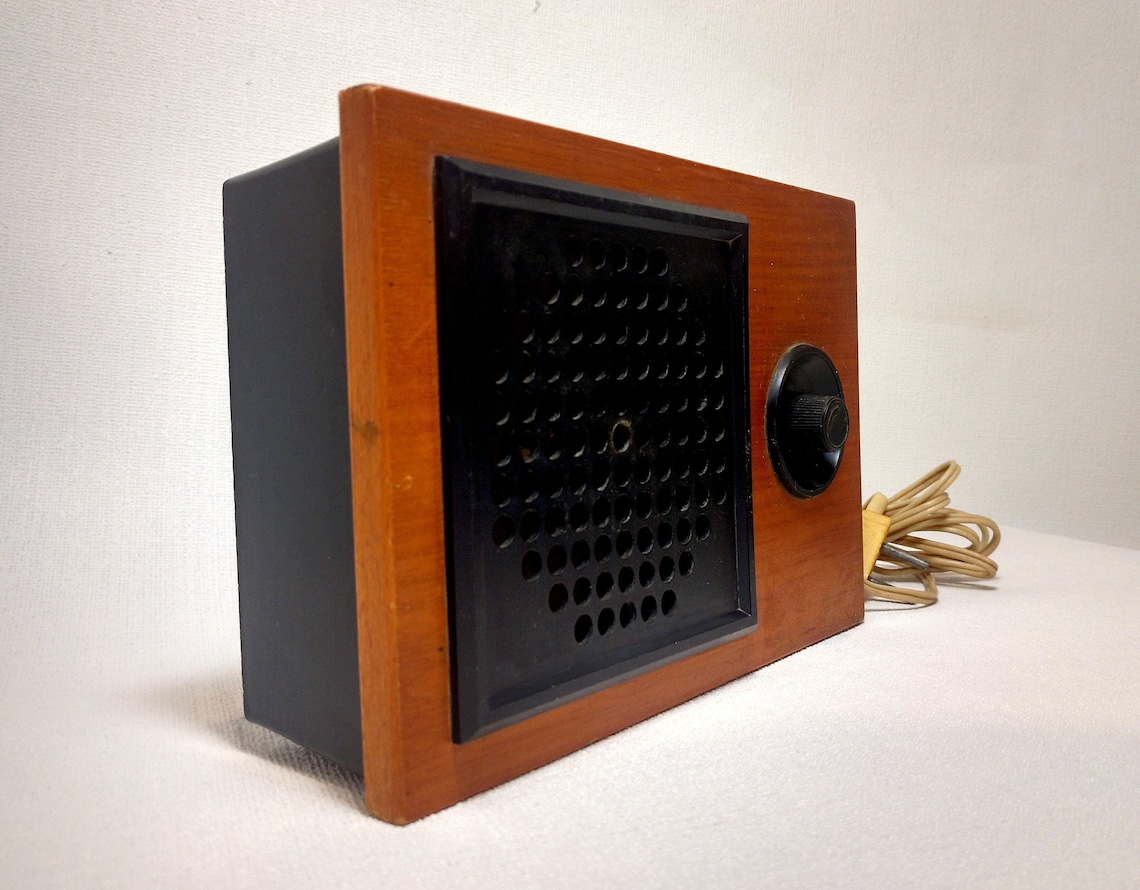 Soviet radio Wooden radio Vintage radio USSR Radio | Etsy