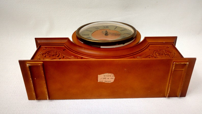 Plastic Desk Clock. Vintage Mantel Clock USSR 1980s. | Etsy