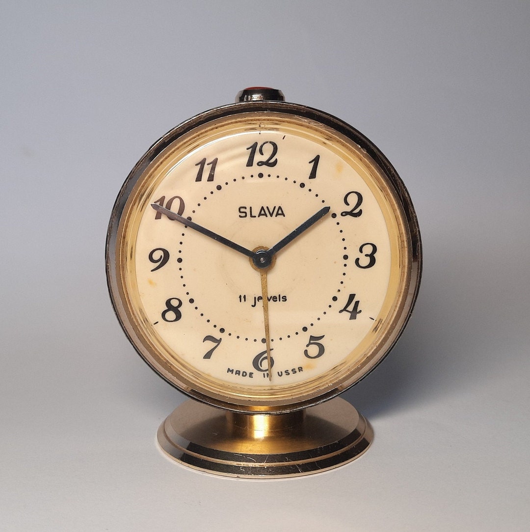 Soviet Alarm Clock. Desk Clock USSR. Vintage Clock SLAVA. - Etsy