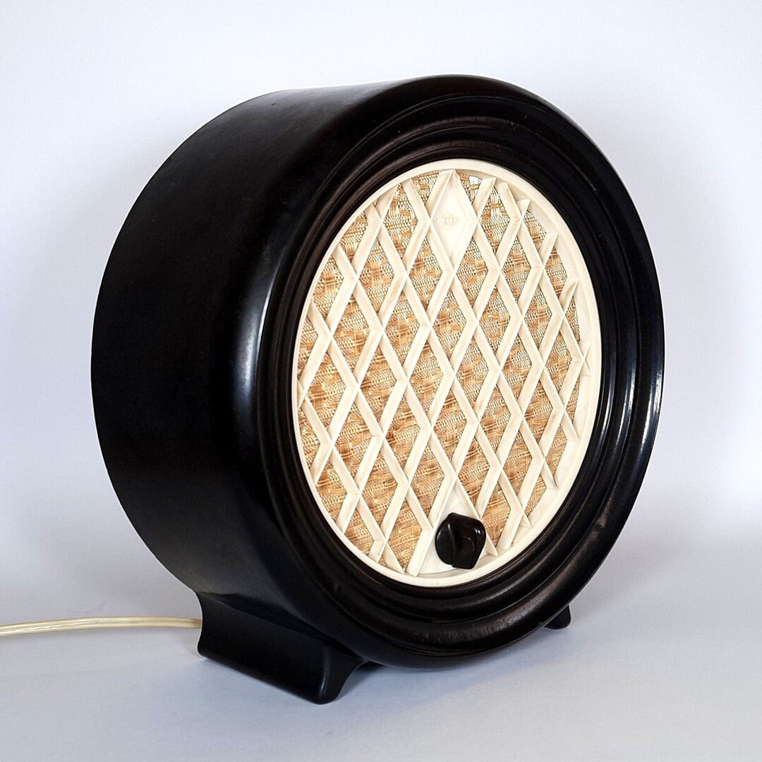 Radio Riga. Vintage Radio Bakelite. Latvia Radio, Bakelite Radio ...