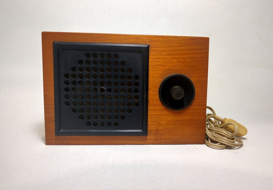 Soviet Radio, Wooden Radio, Vintage Radio USSR, Radio Speaker, Home ...