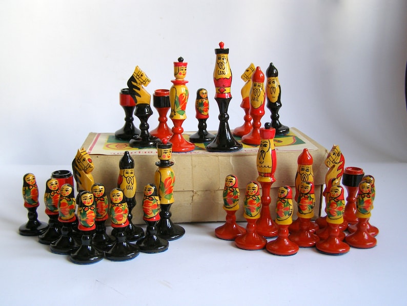 NOS, Soviet Chess Set, Vintage Chess Set USSR, Hand Painted, Pysanka ...