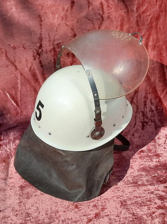 Soviet firefighter helmet, vintage helmet, old casque… - Gem