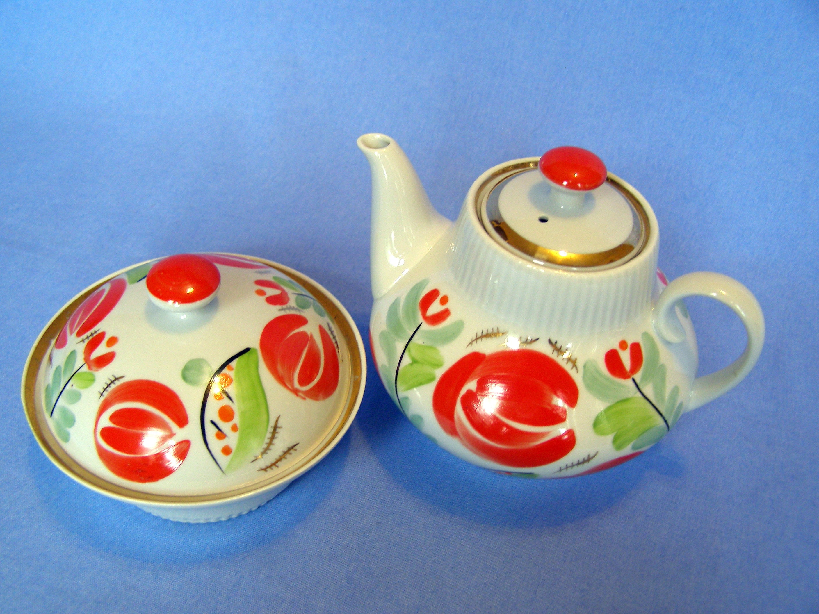 Soviet Tea Set. Soviet Set of Teapot and Sugar Bowl. Volume of | Etsy