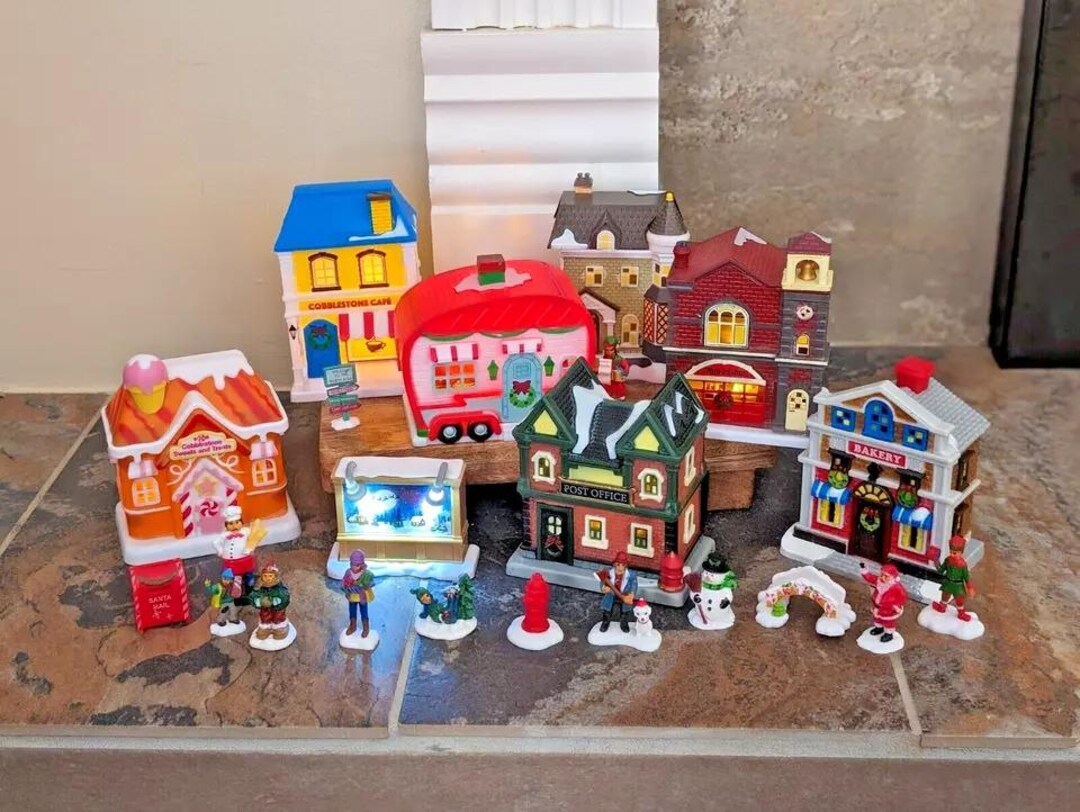 Cobblestone Corners Christmas Village Houses and Accessories Lot - Etsy