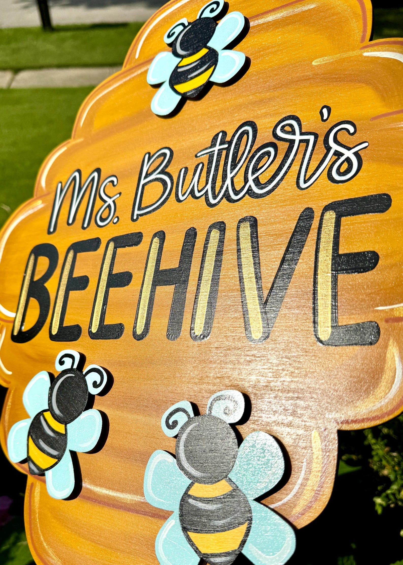 Welcome to Our Hive, Bumblebee Decor, Bee Hive Door Hanger, Spring ...