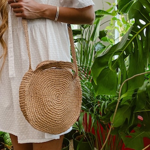 Round Handmade Crochet Raffia Bag, Ecofriendly Handmade Raffia Bag ...