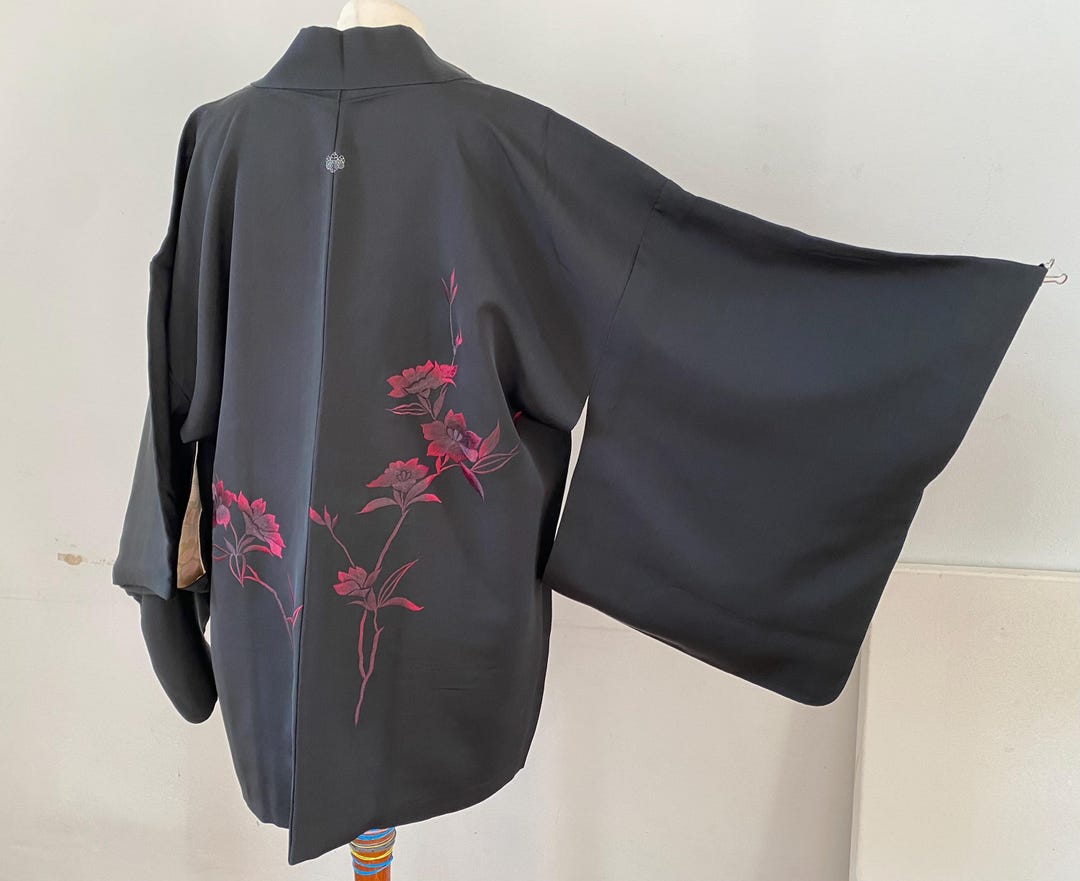 Vintage Japanese Silk Haori Jacket – Finely Embroidered Floral Motifs ...