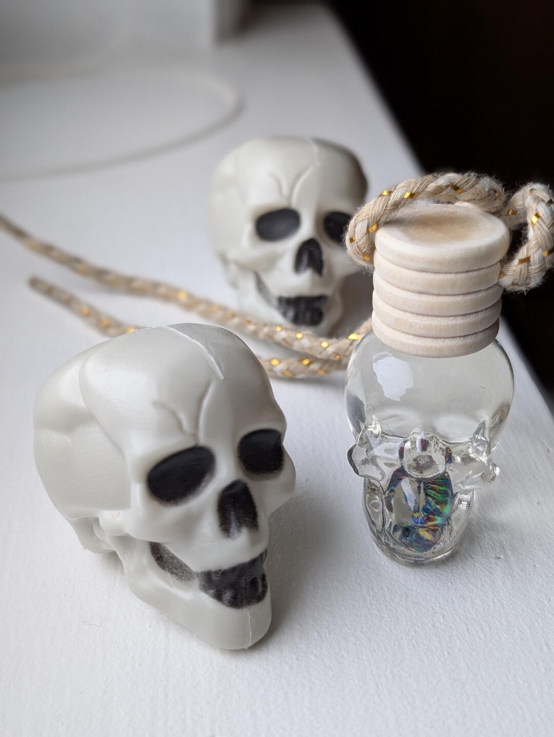 Skull Car Diffuser: Spooky Hanging Air Freshener - Spooky Car Decor ...