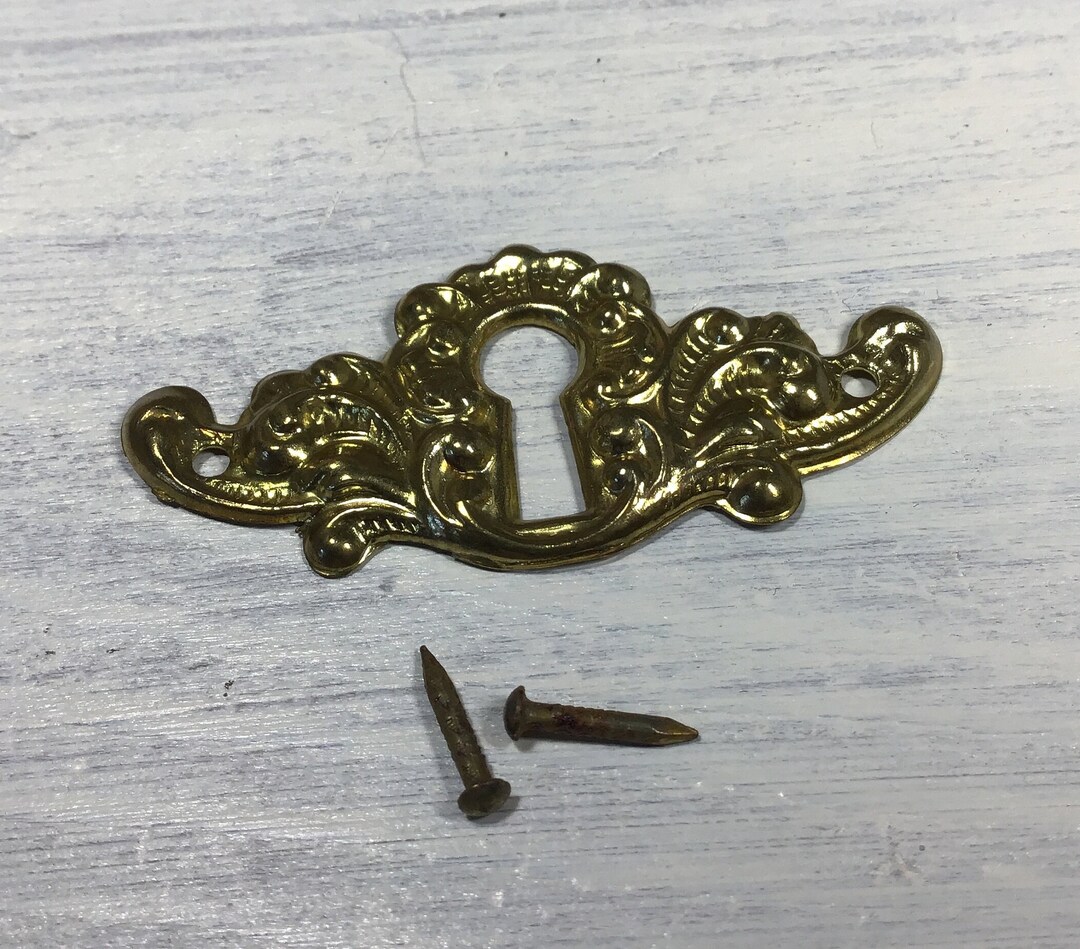 ESCUTCHEON KEY HOLE 1 Stamped Brass Escutcheon Plate, Key Hole Plate ...