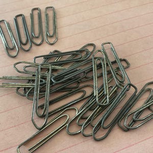 25 Vintage Pointy Paper Clips, Tinned Steel, Noesting Gem Clips - Etsy