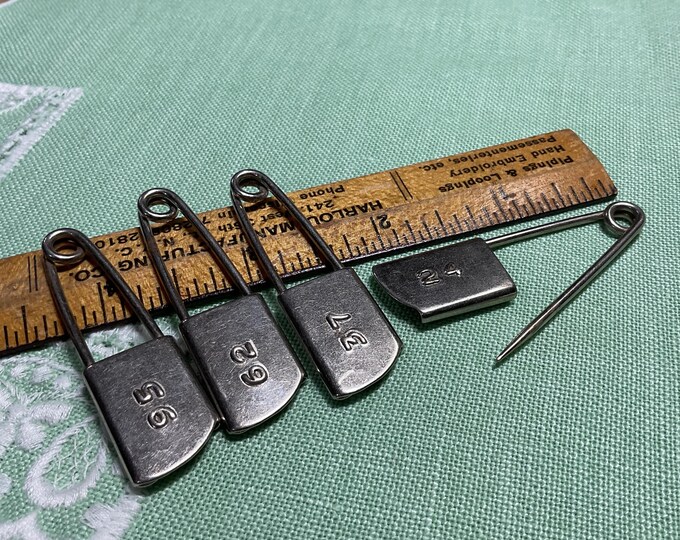 4 Vintage Number Pins for Junk Journals, Altered Art, Assemblage and ...