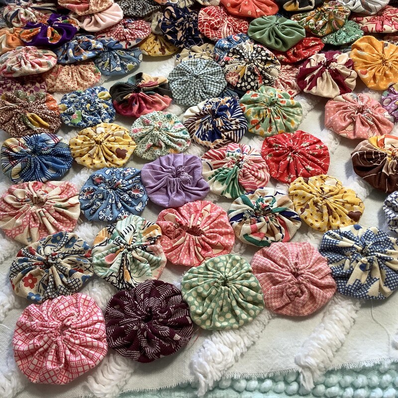 Yoyo Quilt - Etsy
