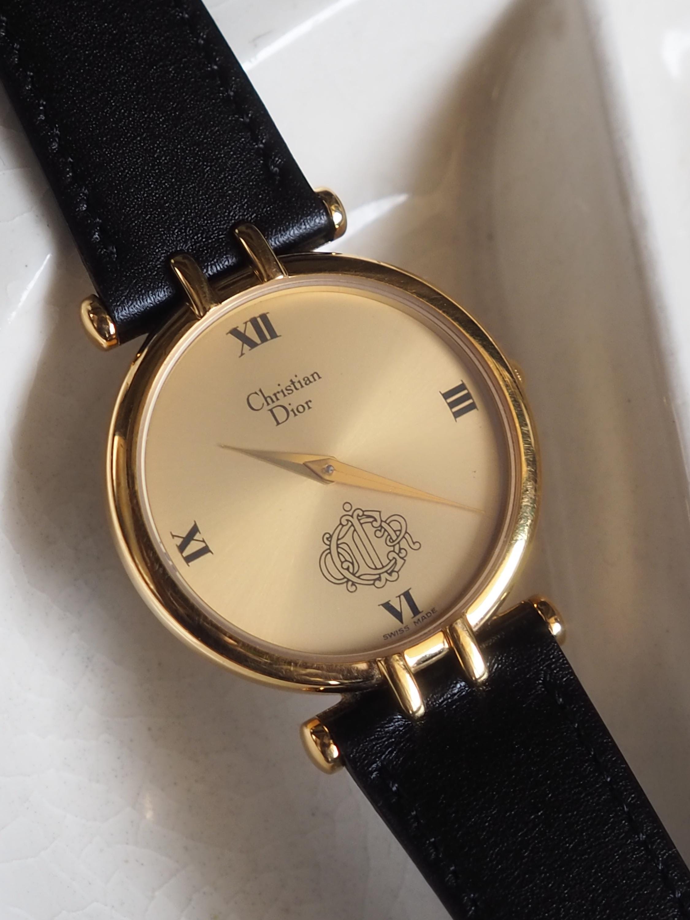 Christian Dior Round Emblem Logos Watch Gold Metal Leather Christian Dior Round Emblem Logos Watch Gold Metal Leather