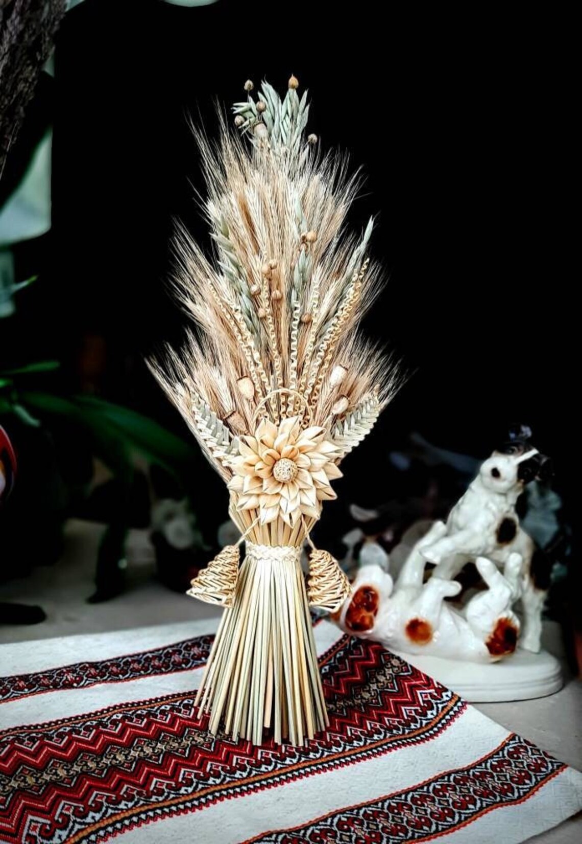Ukrainian Traditional Christmas Decorations Didukh, Wheat Sculpture ...