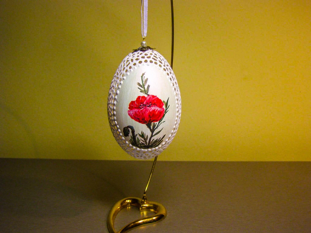 Handcraft Carved Goose Shell Egg With Handmade Red Poppy Flower Drawing ...