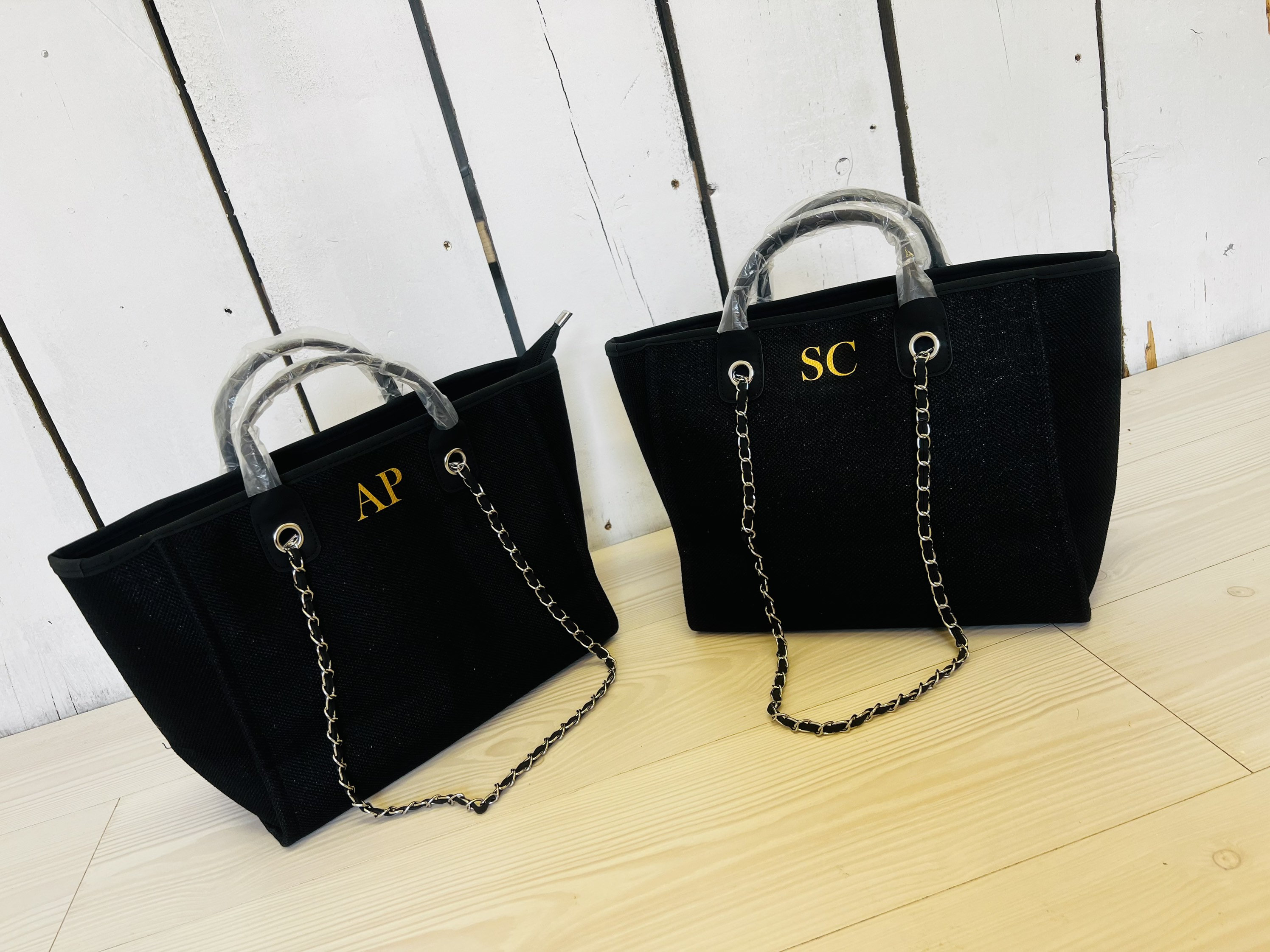 Carnaby London Personalised Initial Chain Tote Bag Ivory/Black – My ...