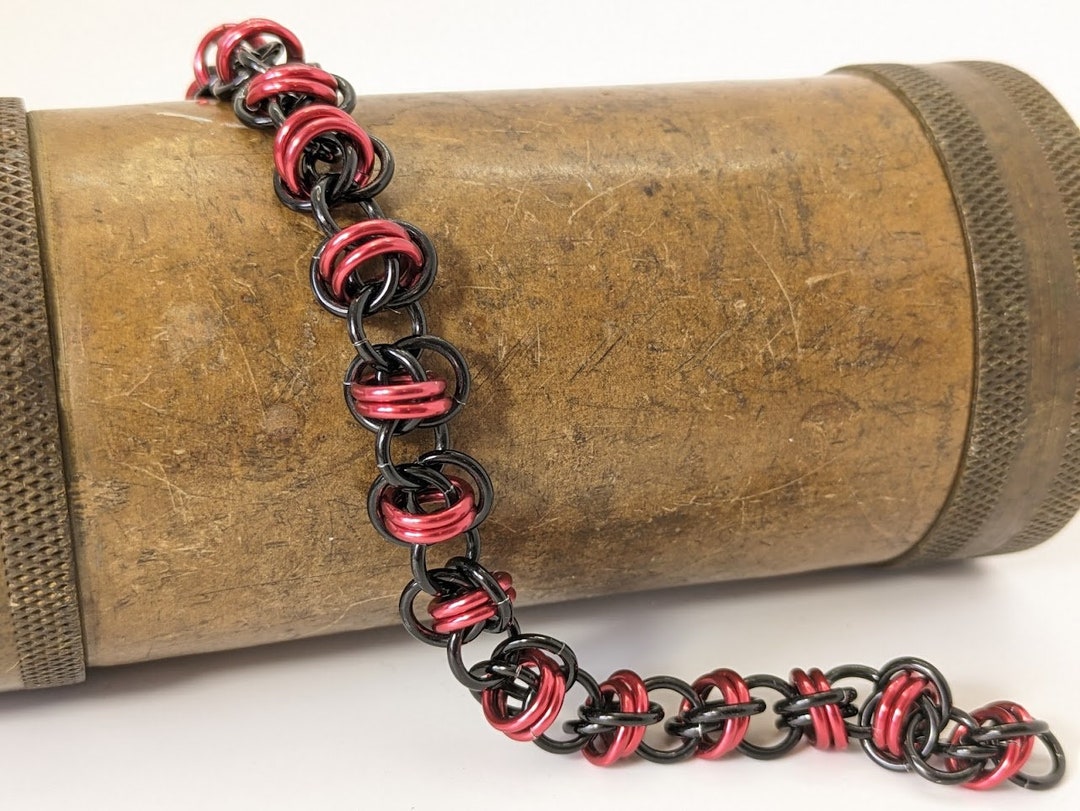 Barrel Weave Chain Maille Weave Bracelet - Red and Black - Unisex ...