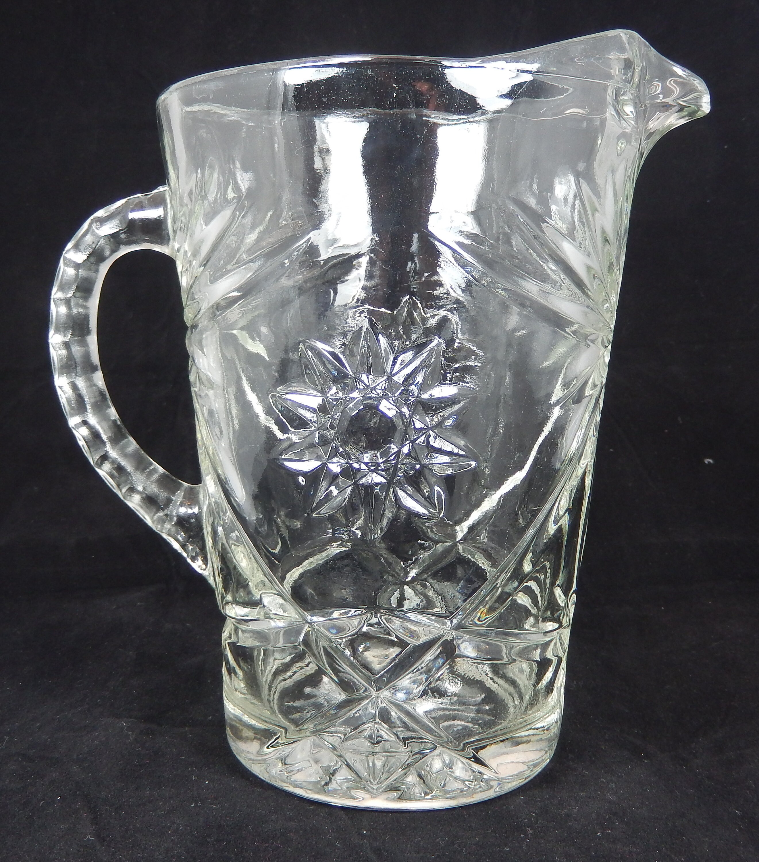 Cut Glass Pitcher with Star Burst Pattern Home & Living Kitchen ...