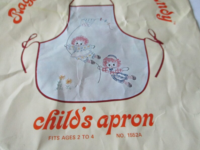 Raggedy Ann and Andy Apron Kit, CHILD'S Apron Kit, Vintage Raggedy Ann ...