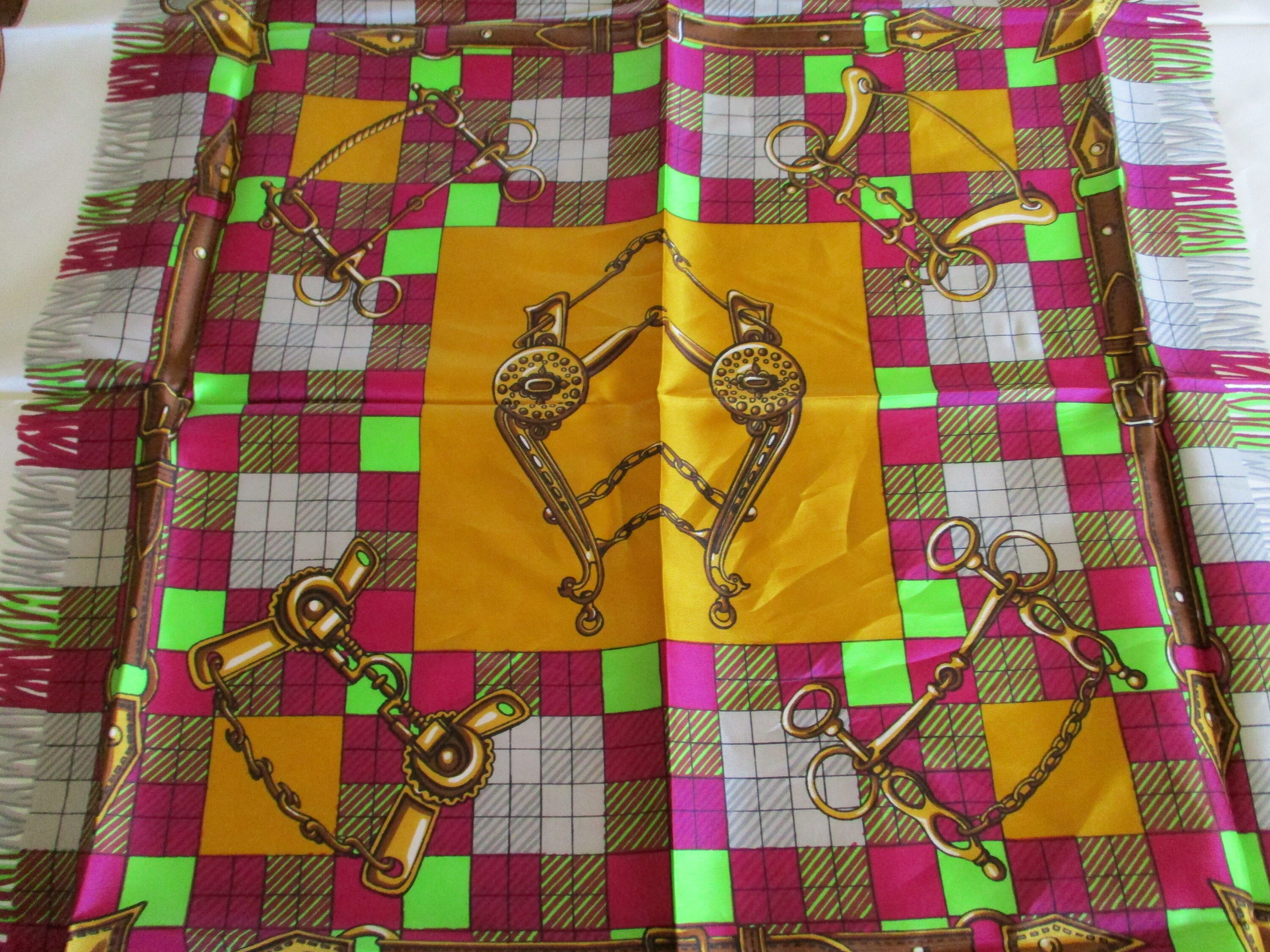 Vintage Equestrian Scarf 30 X 30 Fox Hunt Horn Horse Bridals Buckles ...