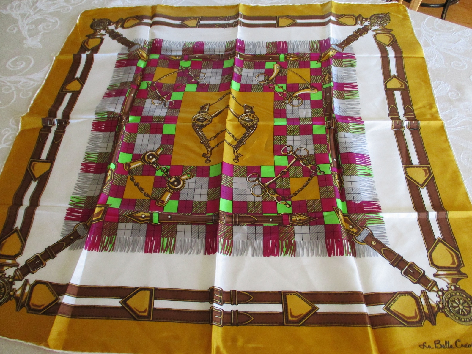 Vintage Equestrian Scarf 30 X 30 Fox Hunt Horn Horse Bridals Buckles ...