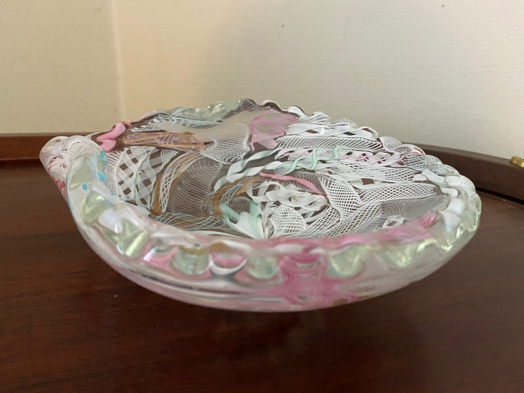 Vetreria Fratelli Toso Trilobed Zanfirico & Garza Cane in Pastels ...